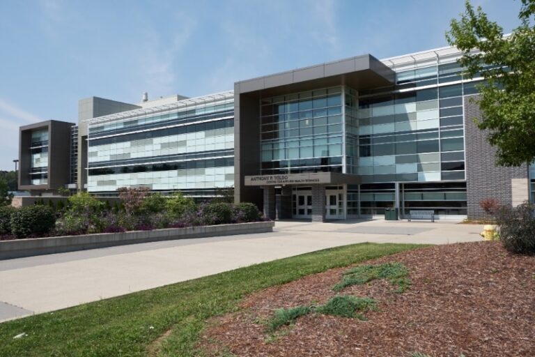 School of Nursing - St. Clair College
